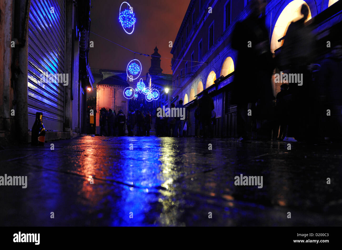New years eve street surface hi-res stock photography and images - Alamy