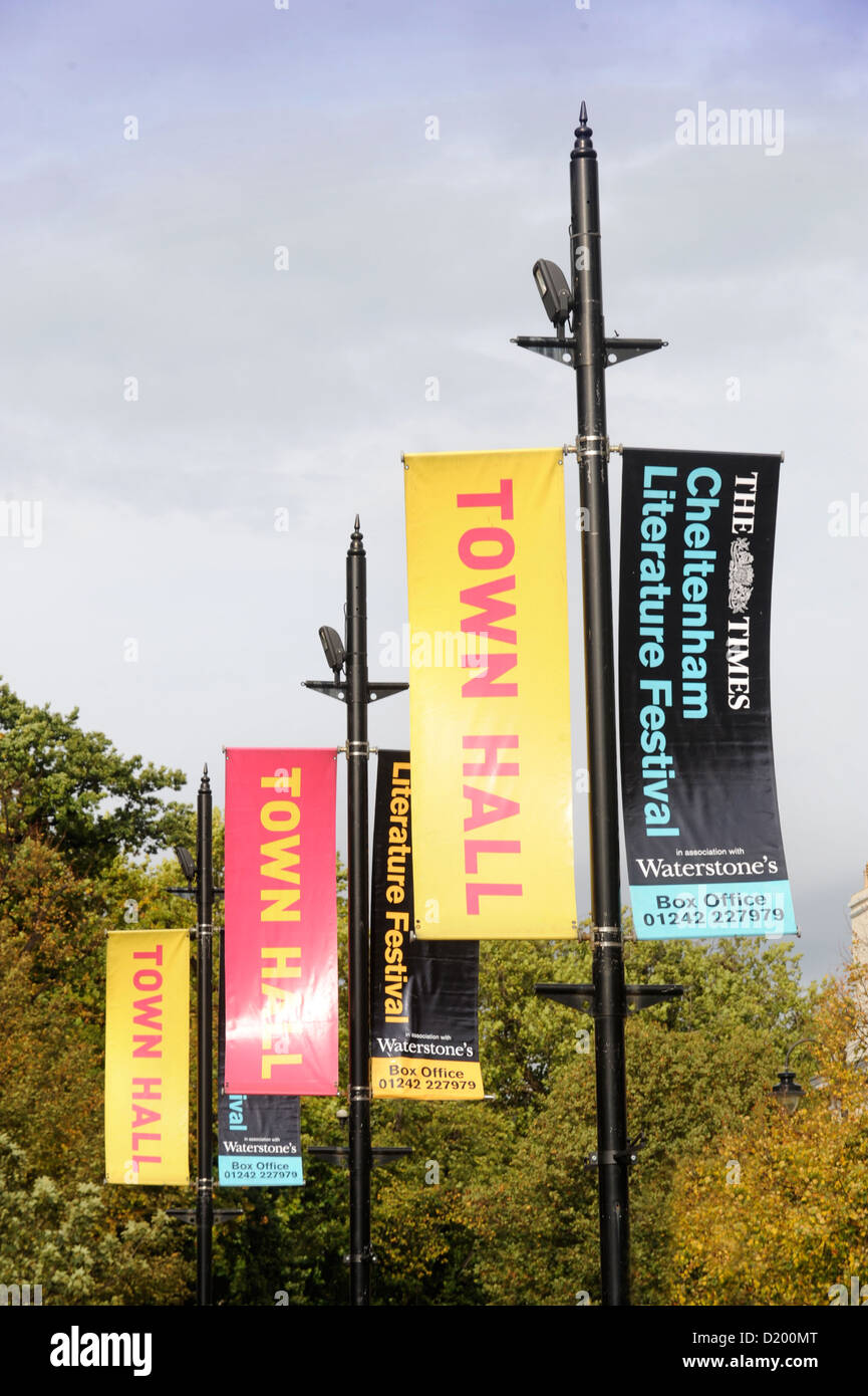 Street festival banners hi-res stock photography and images - Alamy