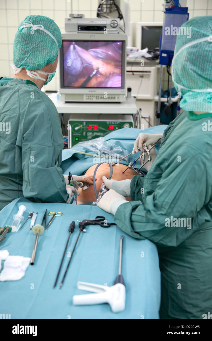 Gall bladder surgery hi-res stock photography and images - Alamy