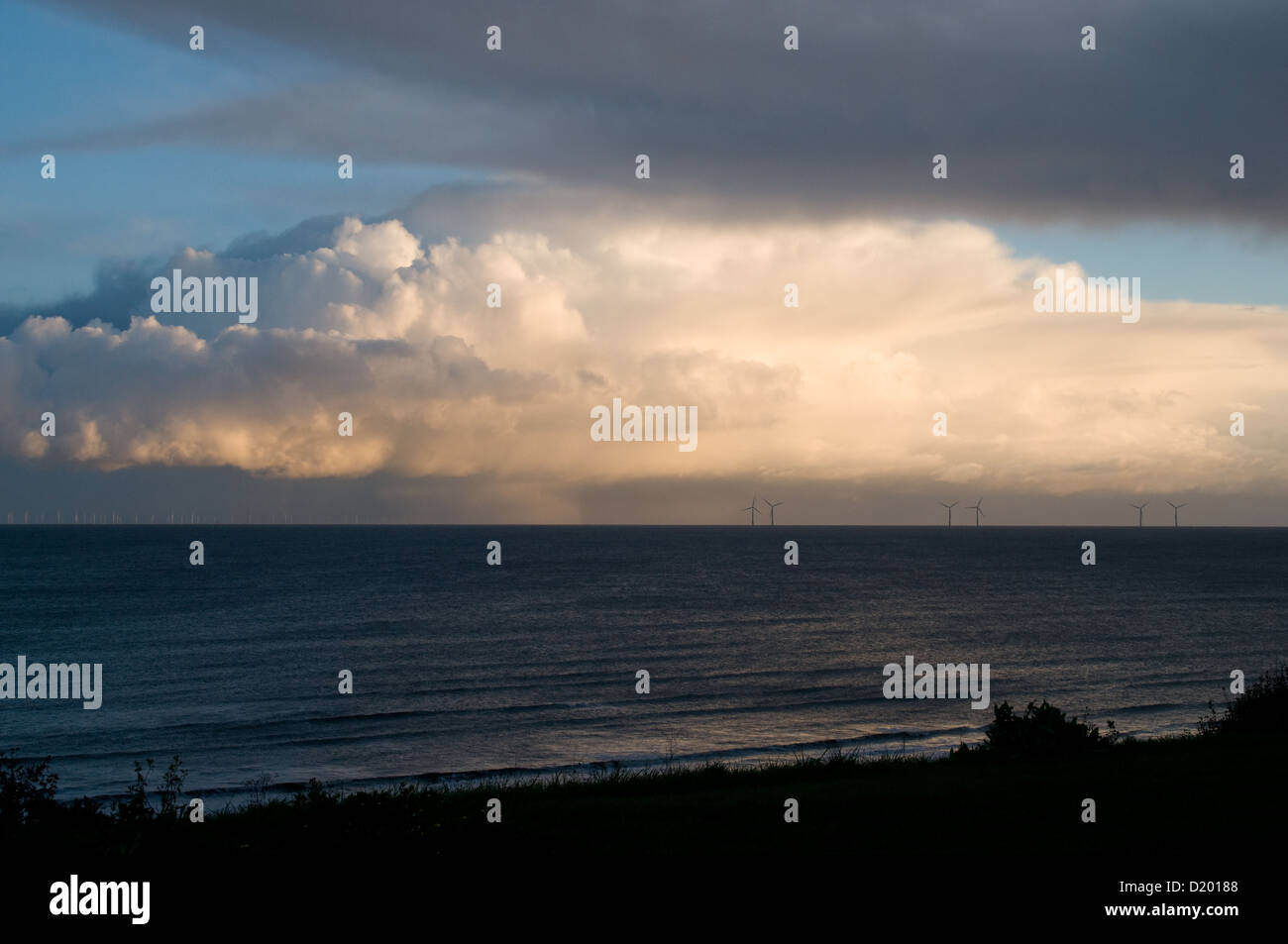 The view from the seafront at Frinton on sea towards the London array ...