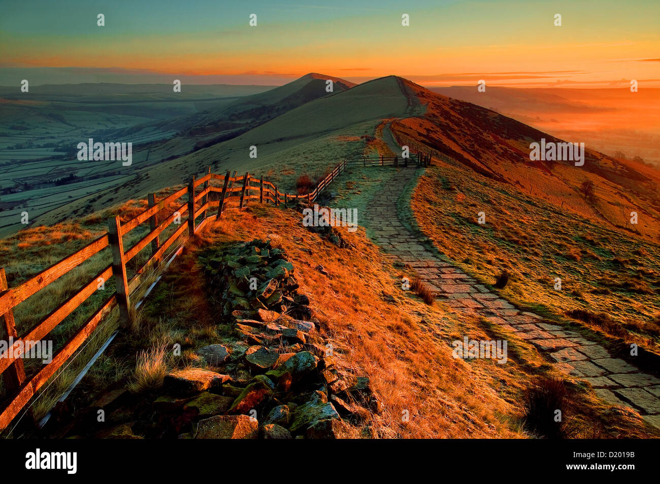 The Great Ridge Derbyshire Peak District Stock Photo - Alamy