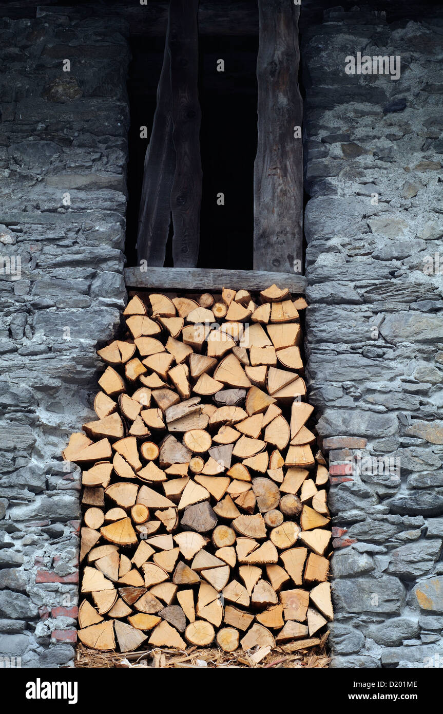 Typical house wooden stack hi-res stock photography and images - Alamy