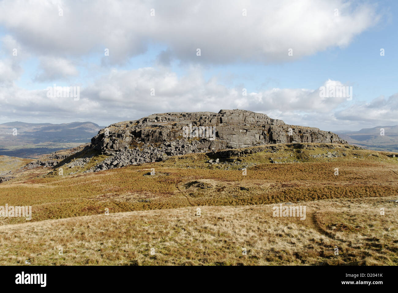 View of Foel Penolau from Moel Ysgyfarnogod at the northern end of the ...