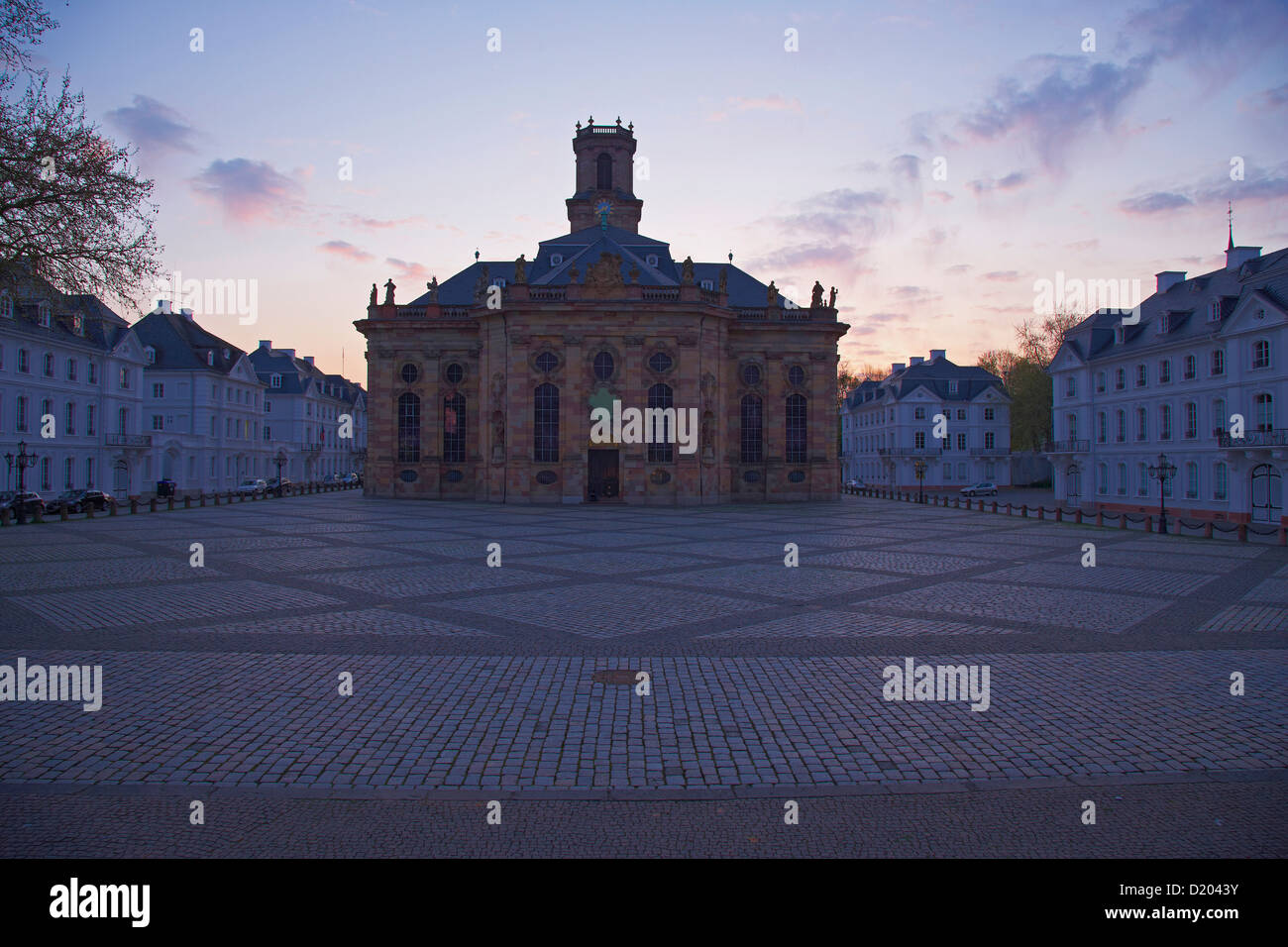 Baroque ensemble of Ludwigskirche with Ludwigsplatz square at dusk, Old ...