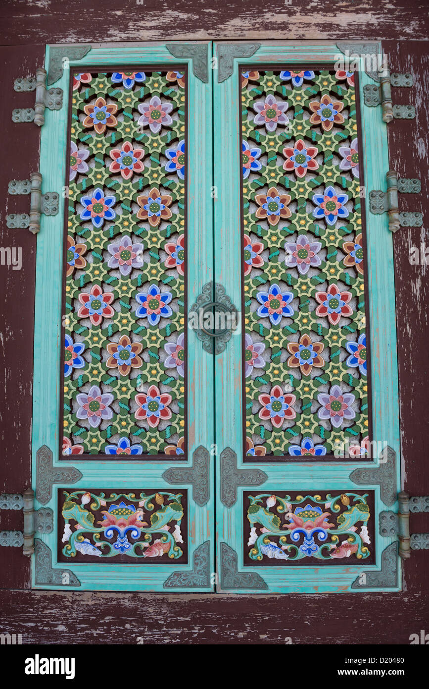 Ornate Door in Haedong Yonggungsa Temple, Busan, South Korea Stock ...