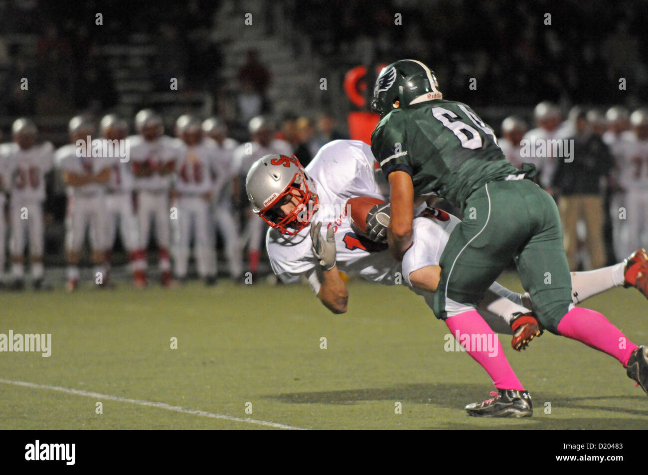 Football tackle hi-res stock photography and images - Alamy