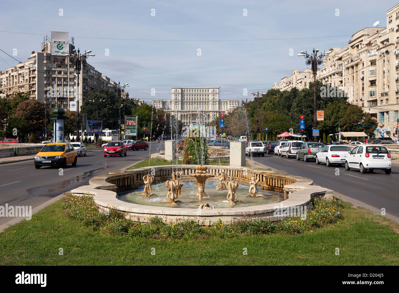 Bucharest romania fountain unity square hi-res stock photography and ...
