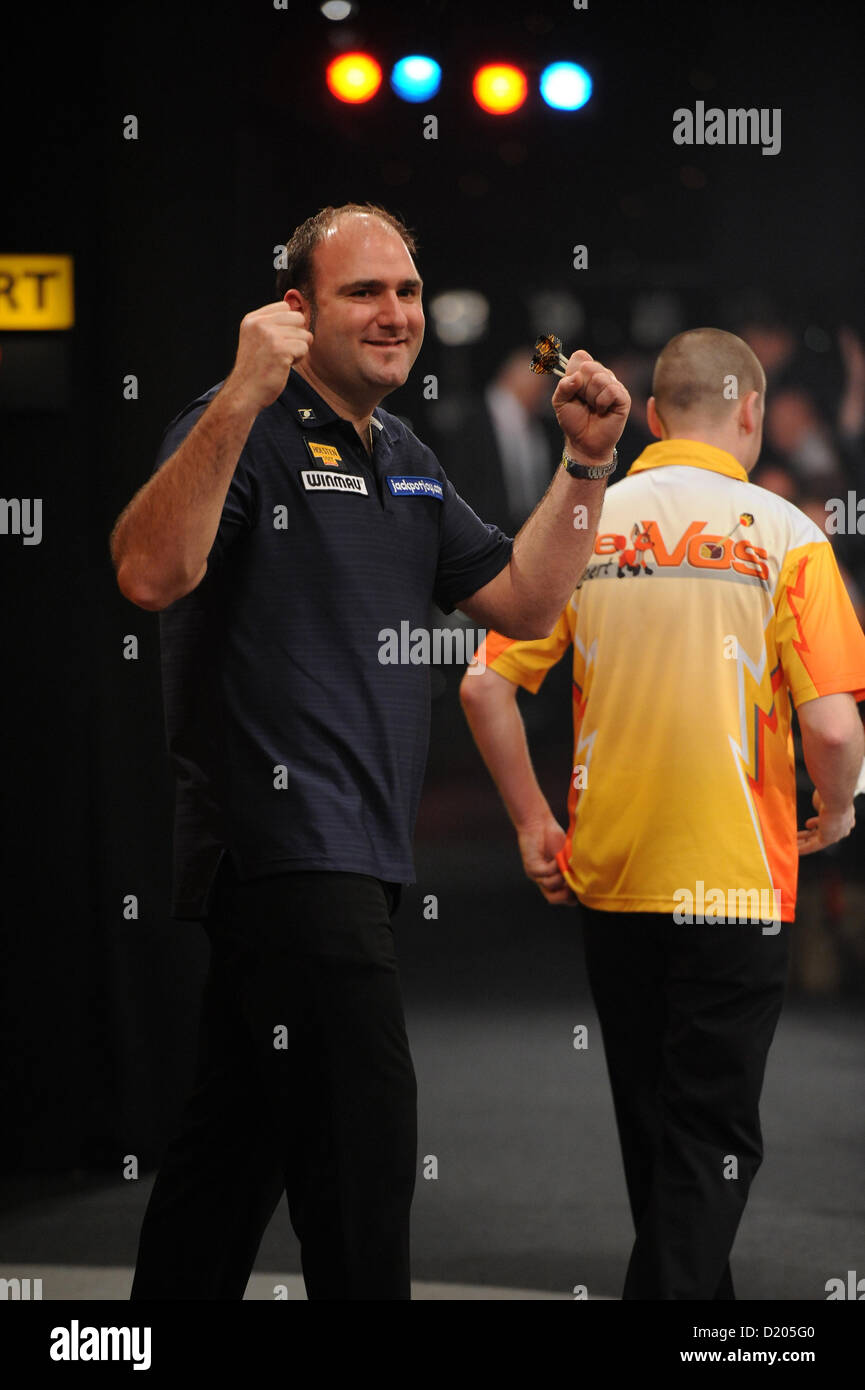 09.01.2013 Frimley Green, England. Scott Waites celebrates winning ...