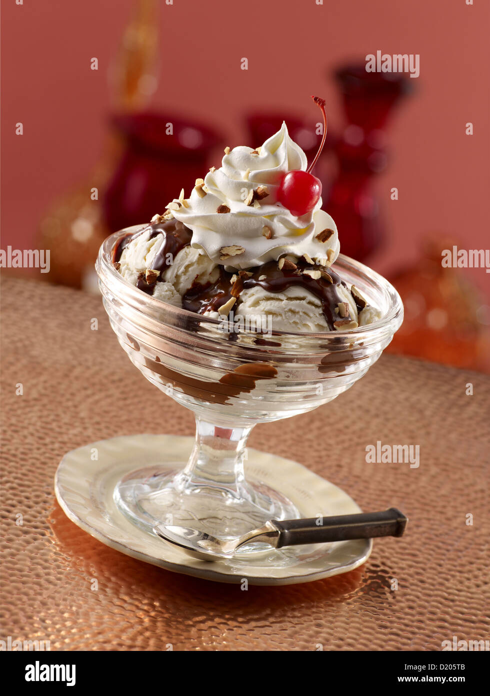 Hot Chocolate Fudge Sundae