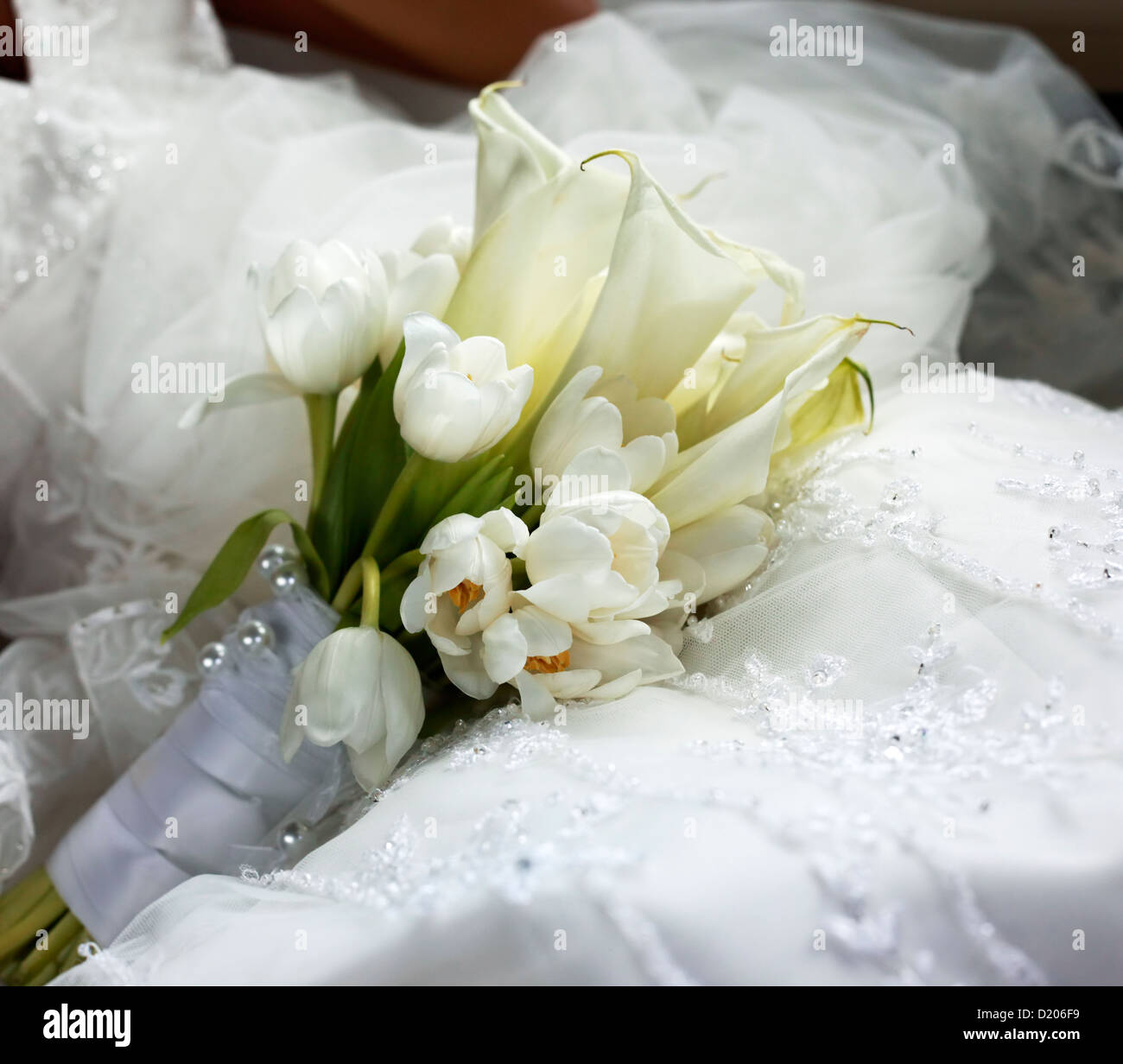 Callas bouquet hi-res stock photography and images - Alamy