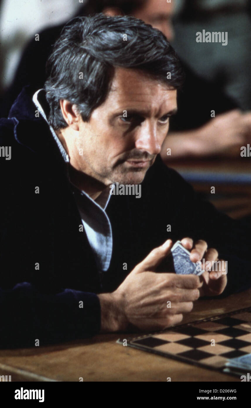 M.A.S.H. M.A.S.H. Alan Alda *** Local Caption *** 1972 Stock Photo - Alamy