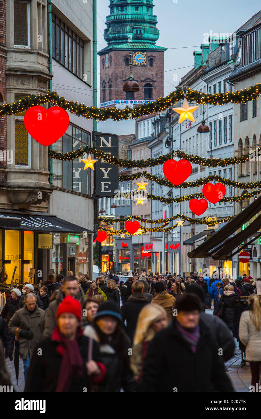 Shopping street, city center, Christmas decoration, shops, Christmas ...