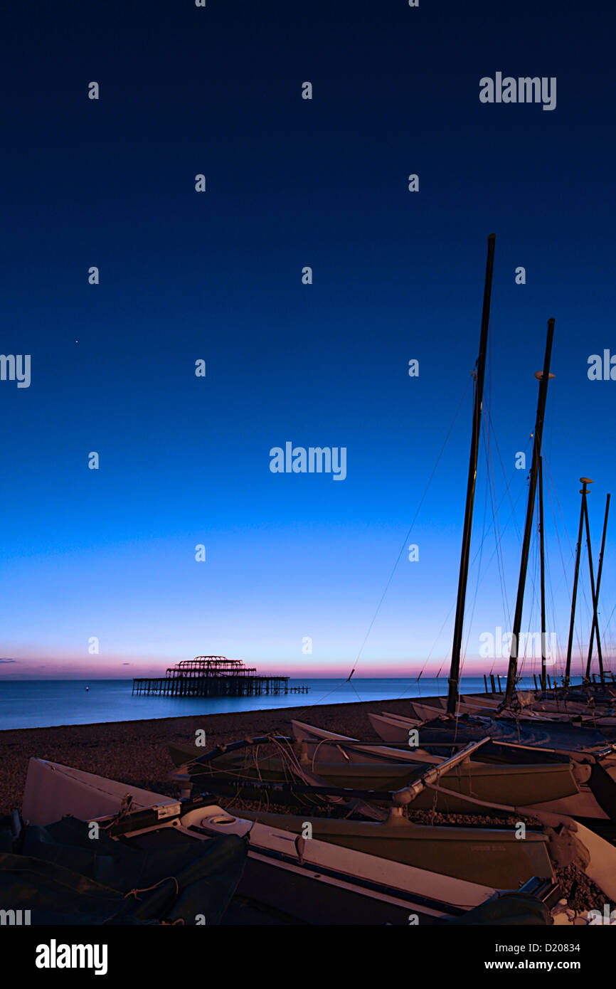 Brighton pier england sunset hi-res stock photography and images - Alamy