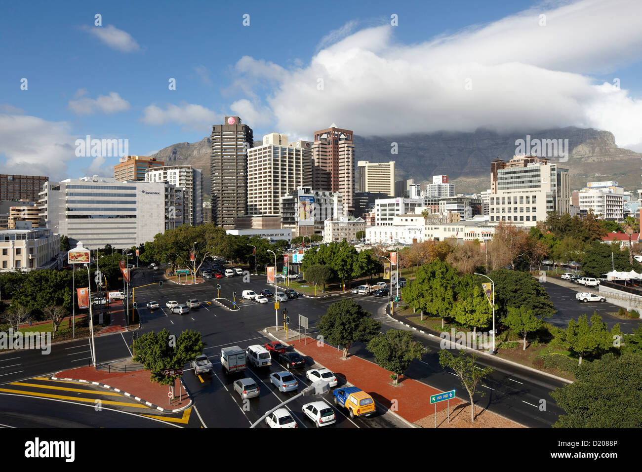 Crossing and skyscrapers in Central, Kloof Nek Road, below Signal Hill ...