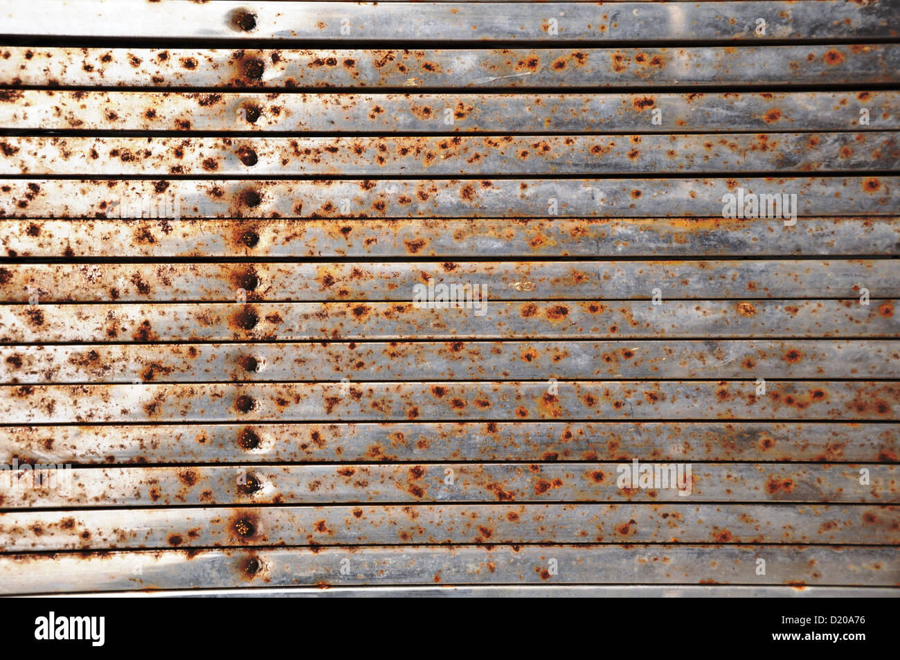 Rust metal sign hi-res stock photography and images - Alamy