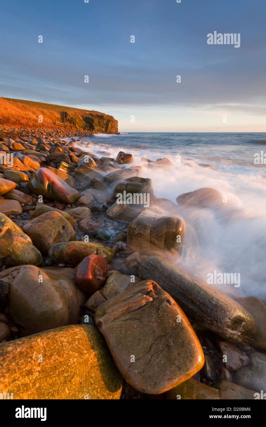 Dingieshowe rocky beach, Orkney isles Stock Photo - Alamy