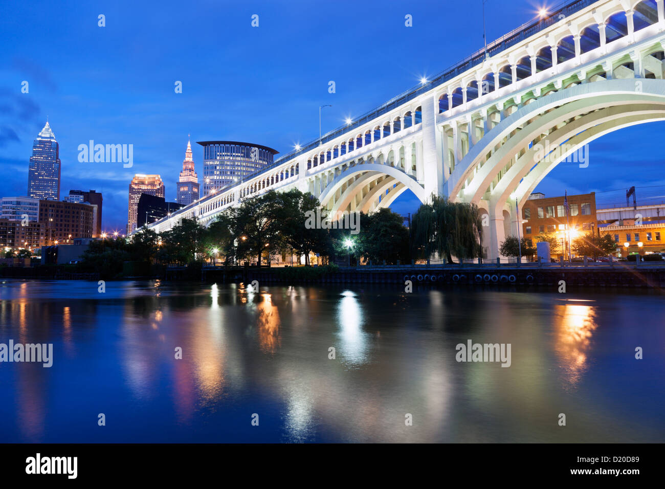 Cleveland and cuyahoga river hi-res stock photography and images - Alamy