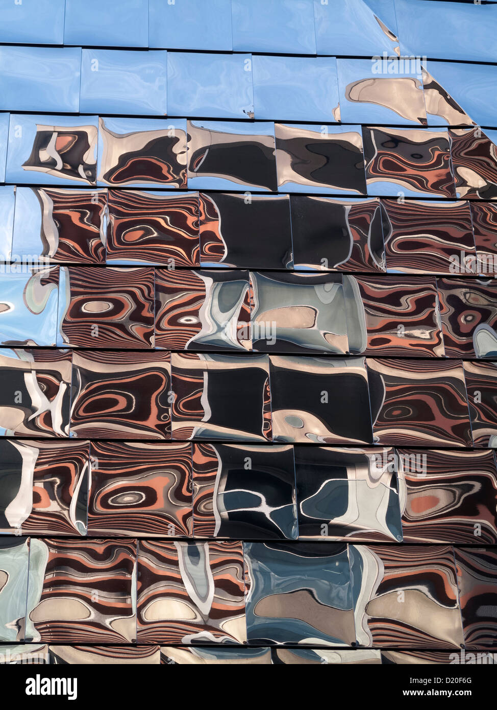 Stainless steel cladding hi-res stock photography and images - Alamy