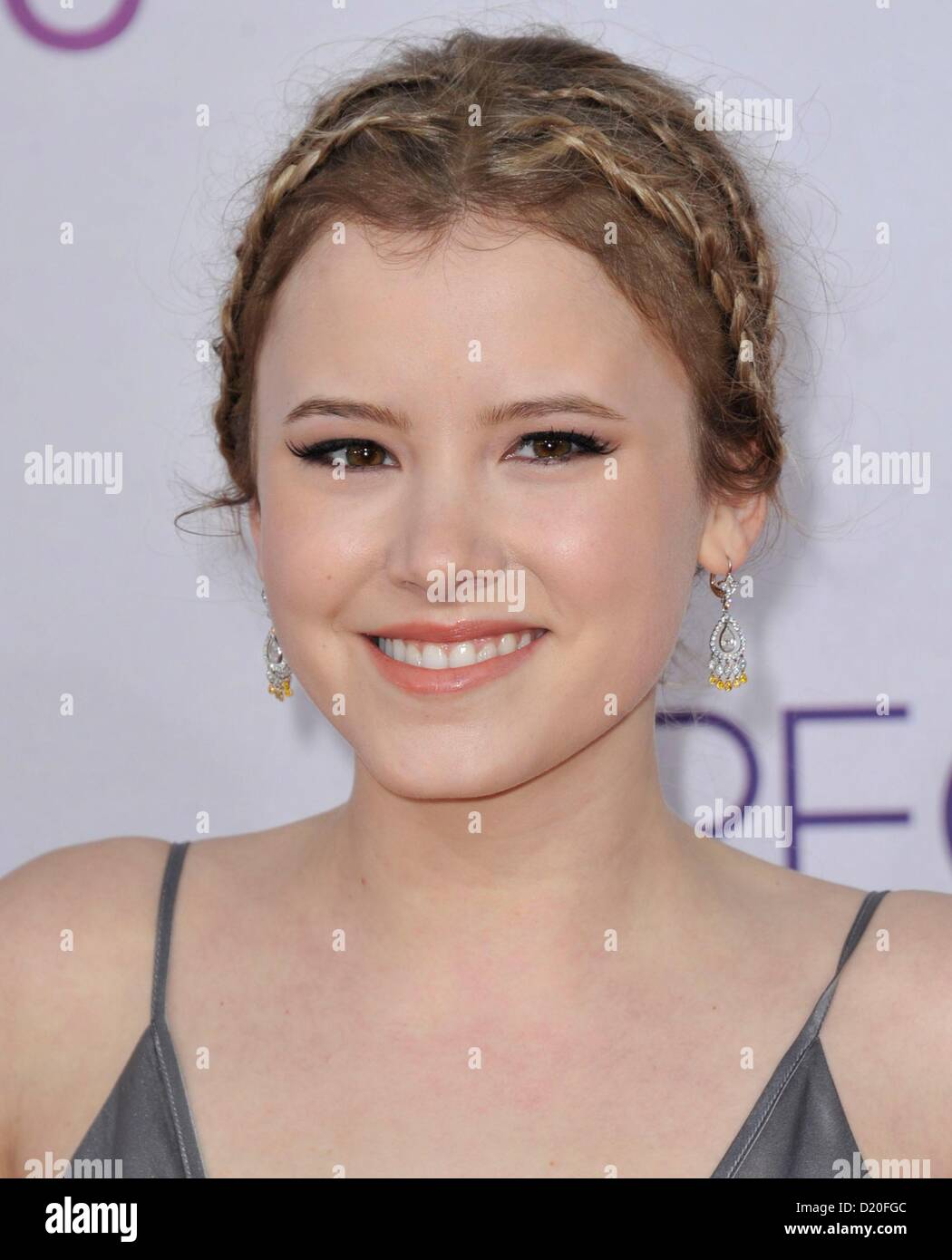 Taylor Spreitler at arrivals for The 39th Annual People's Choice Awards ...