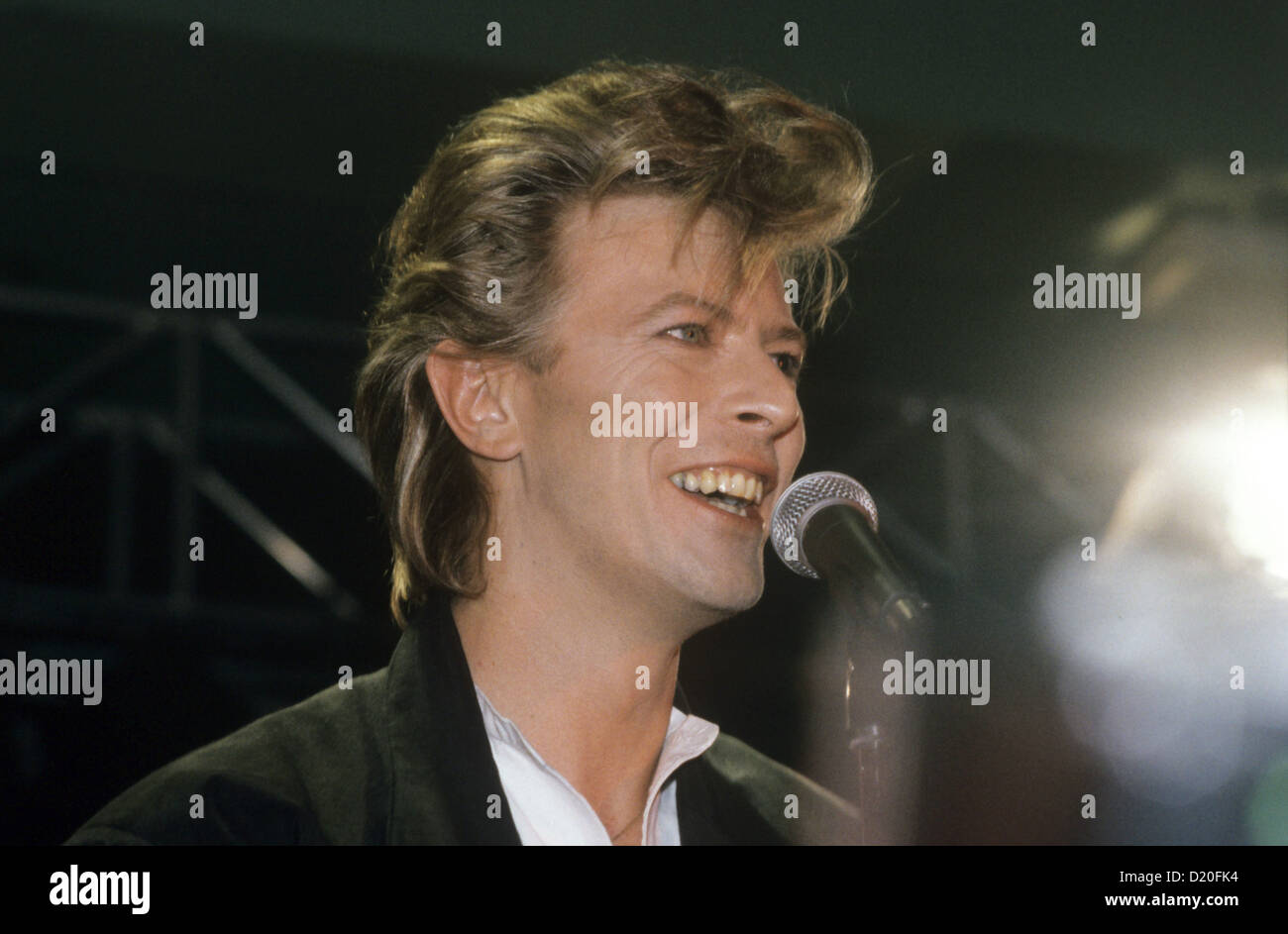 David Bowie in concert on 26 March 1987 in Munich - Germany Stock Photo ...