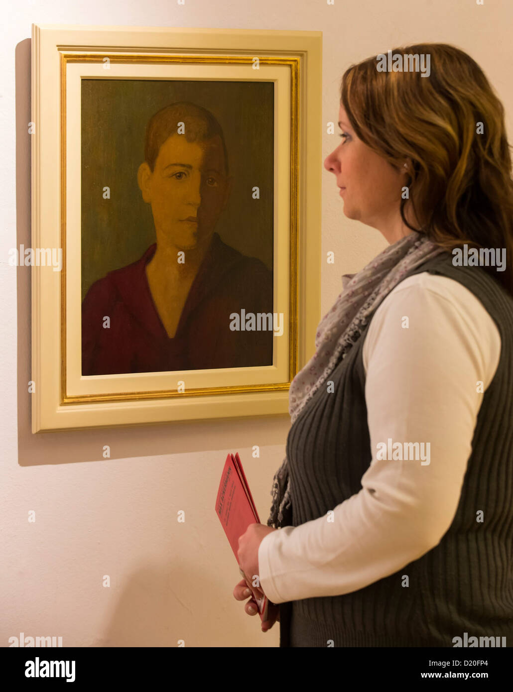 People visit the Max Ackermann exhibition 'From ornamental line to ...