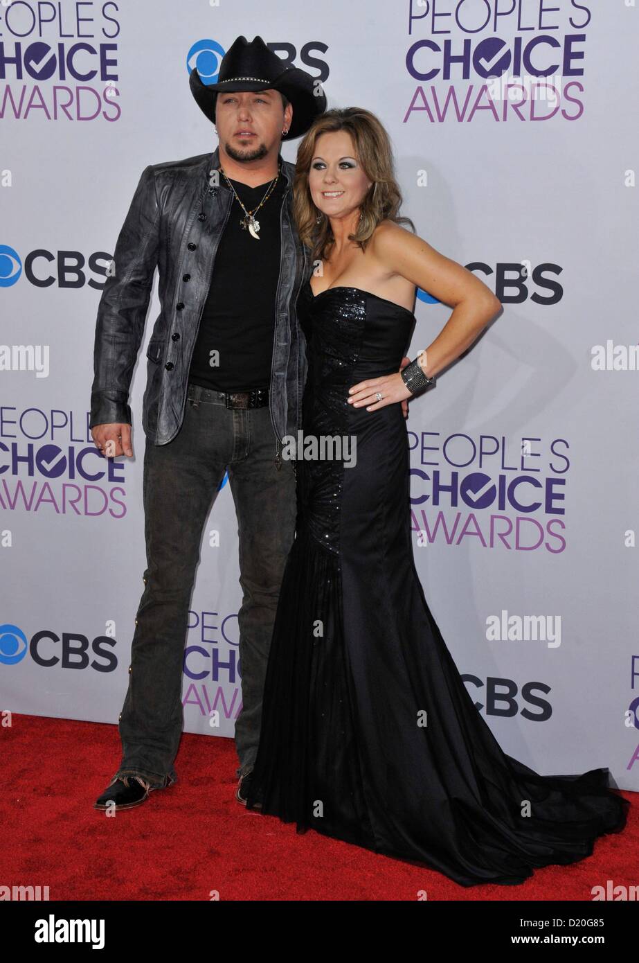 Jason Aldean with wife at arrivals for The 39th Annual People's Choice ...