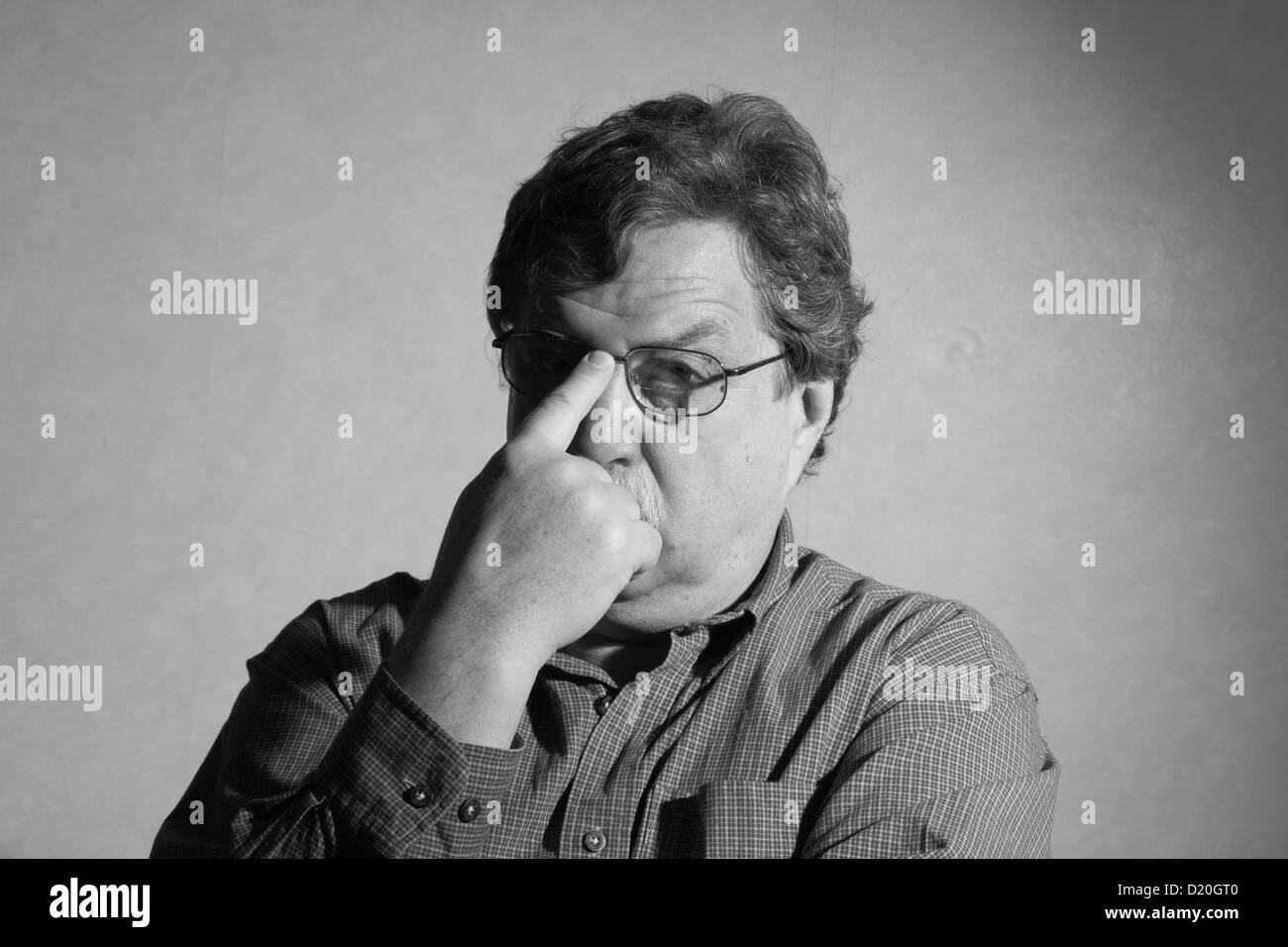 Middle aged white man glasses hi-res stock photography and images - Alamy Middle aged white man glasses hi-res stock photography and images - Alamy