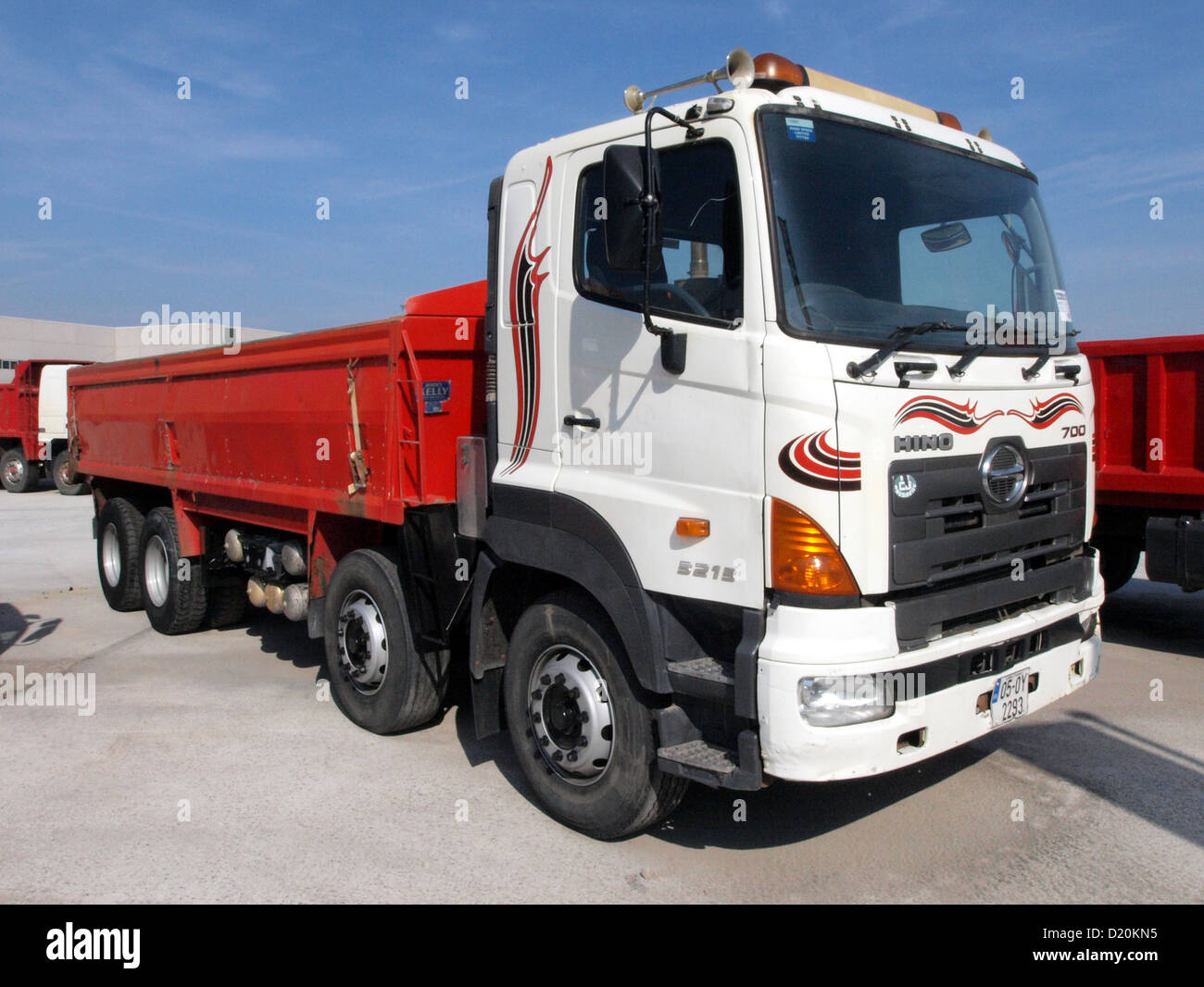 Tipper mechanism hi-res stock photography and images - Alamy