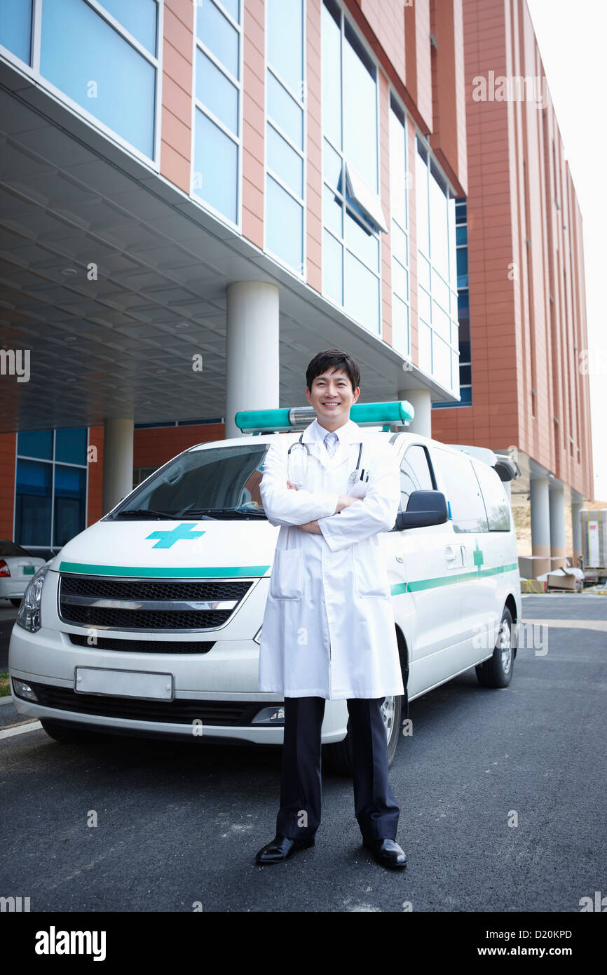 Ambulance front view hi-res stock photography and images - Alamy