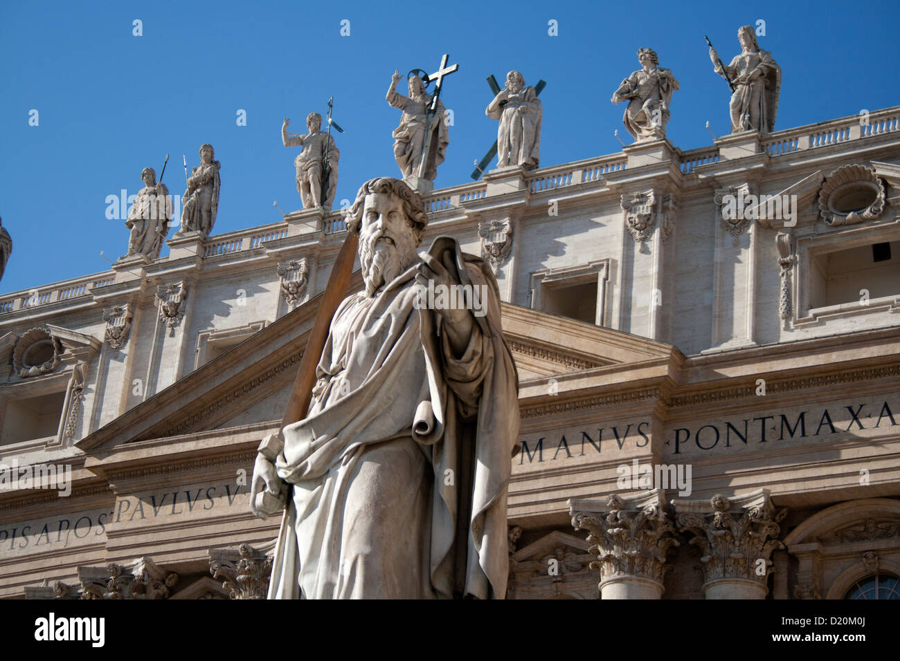 Exterior of front entrance of St. Peter's Basilica, Vatican City Stock ...