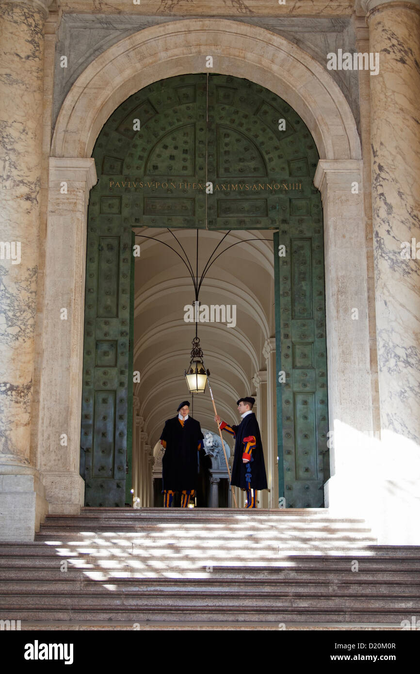 Two Swiss Guards standing in doorway in Vatican City Stock Photo - Alamy