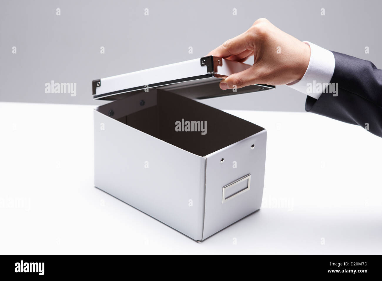 man opening the box Stock Photo - Alamy