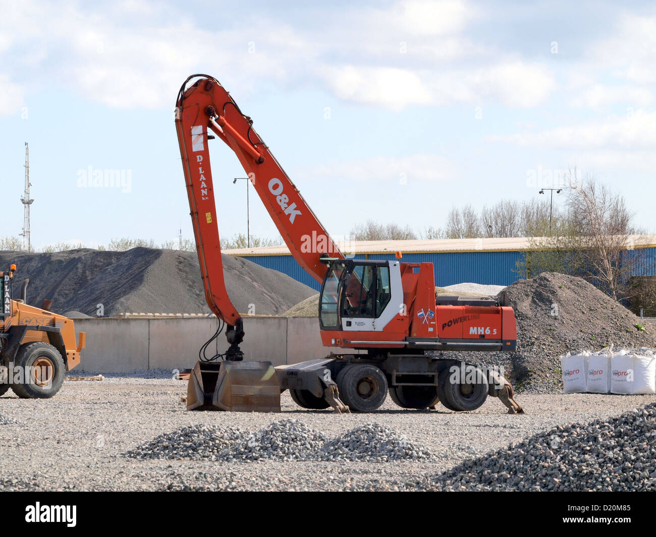 The O&K MH6 s excavator is a powerful and versatile construction ...