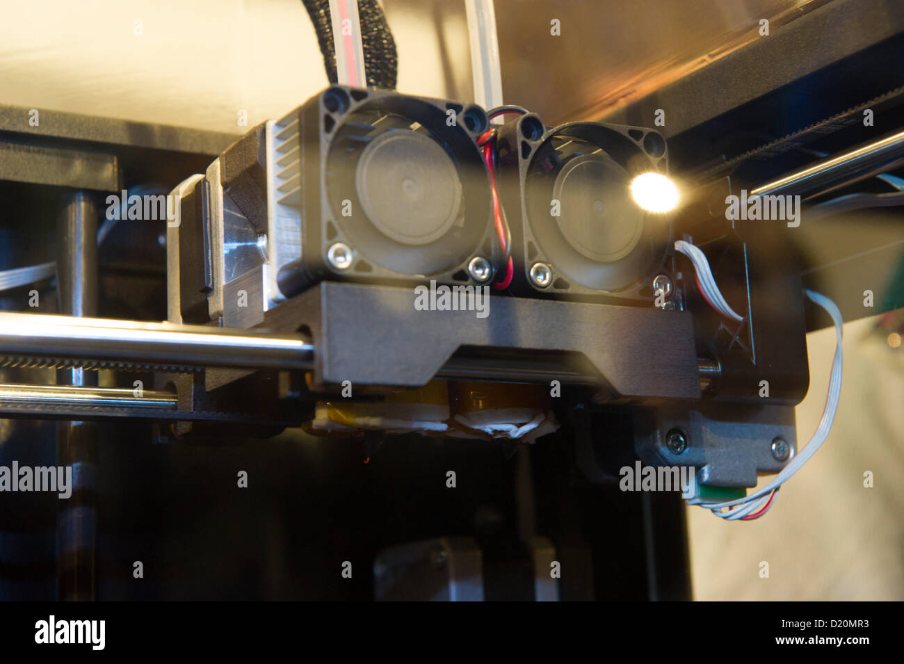 Las Vegas, US - 2013-01-08. The new dual-head extruder inside MakerBot ...