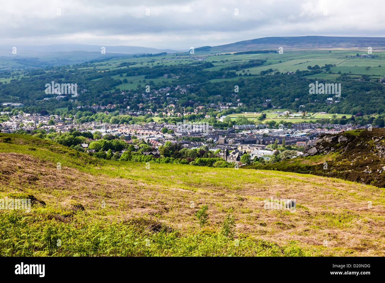 Ilkley view houses hi-res stock photography and images - Alamy