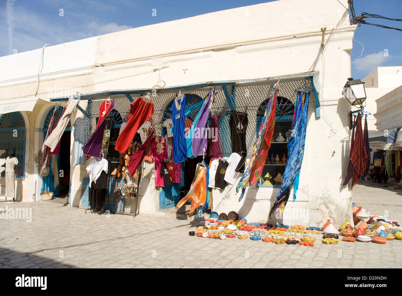 Dress stall hi-res stock photography and images - Alamy