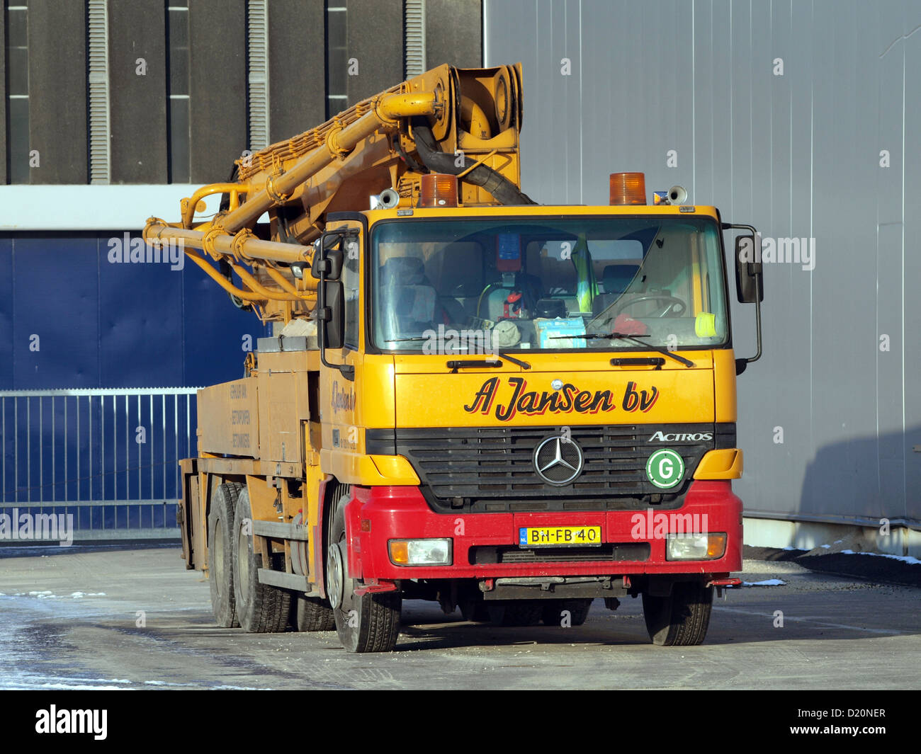 The Mercedes Actros is a heavy-duty truck designed for long-distance ...