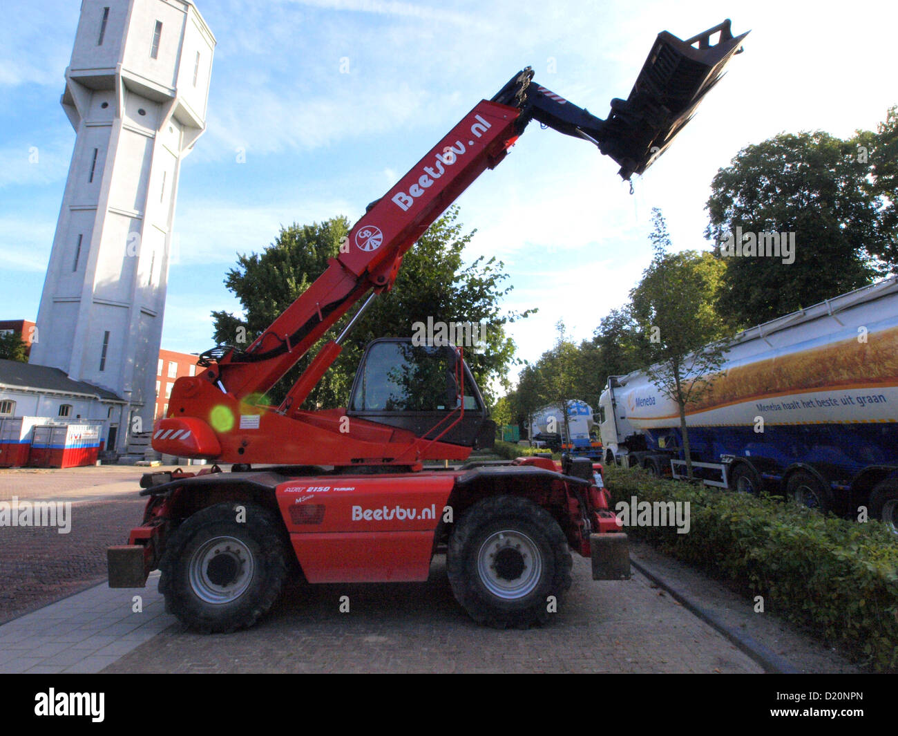 Manitou forklift hi-res stock photography and images - Alamy