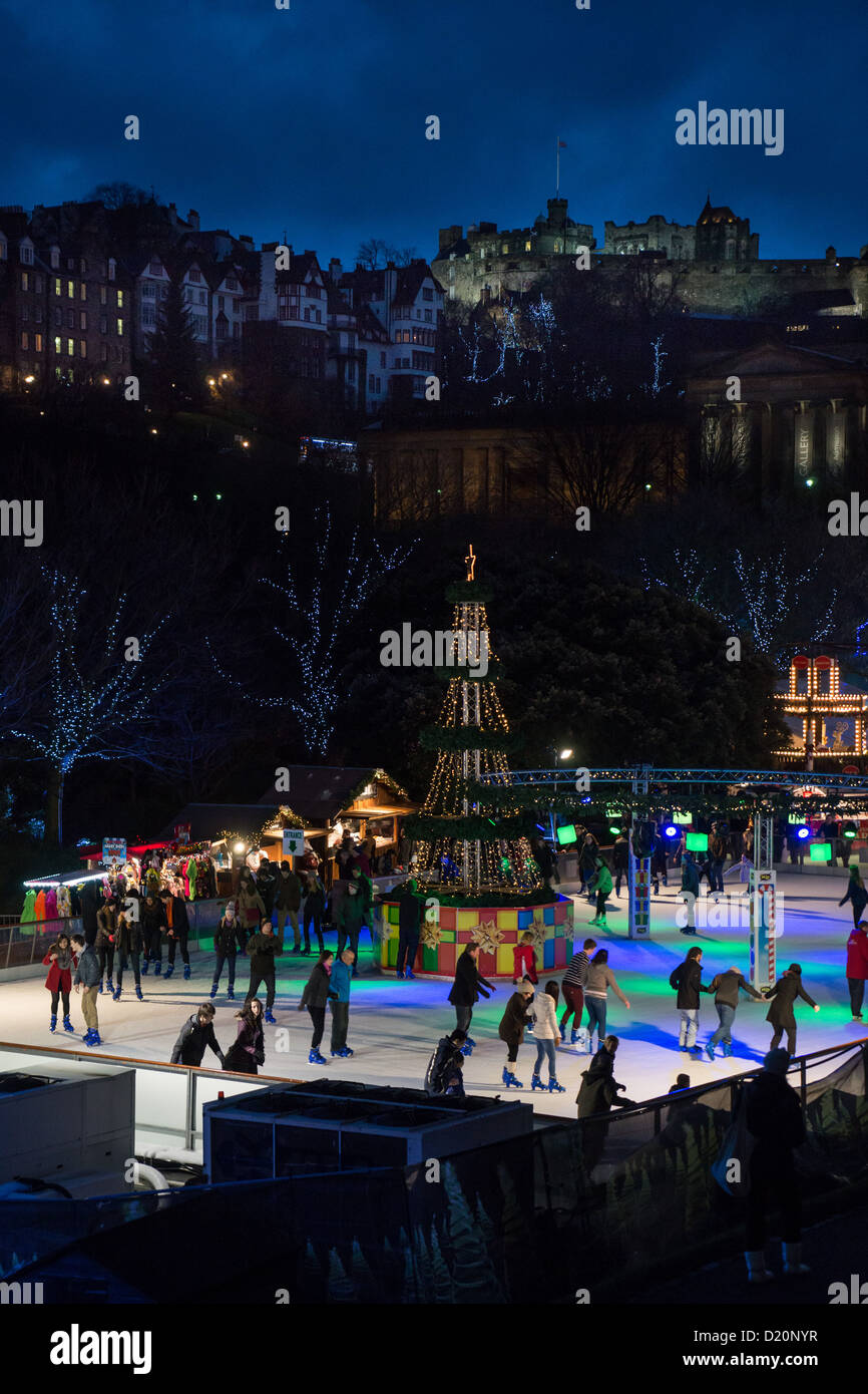 Edinburgh castle ice skating hi-res stock photography and images - Alamy