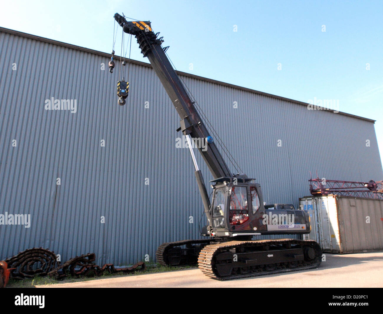 The Logicrane 25.25 is a specialized crawler crane designed for heavy ...