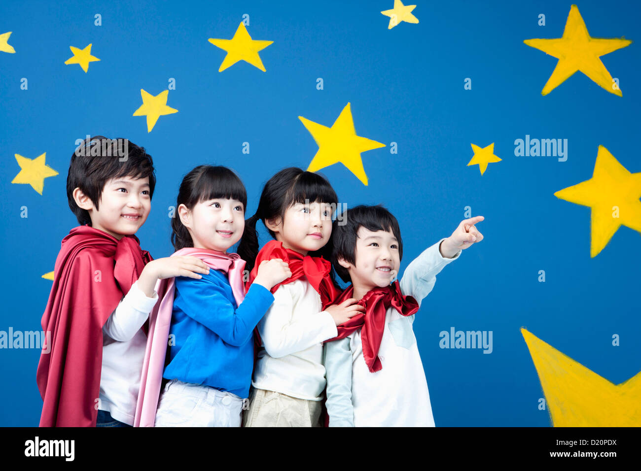 Kids in capes hi-res stock photography and images - Alamy