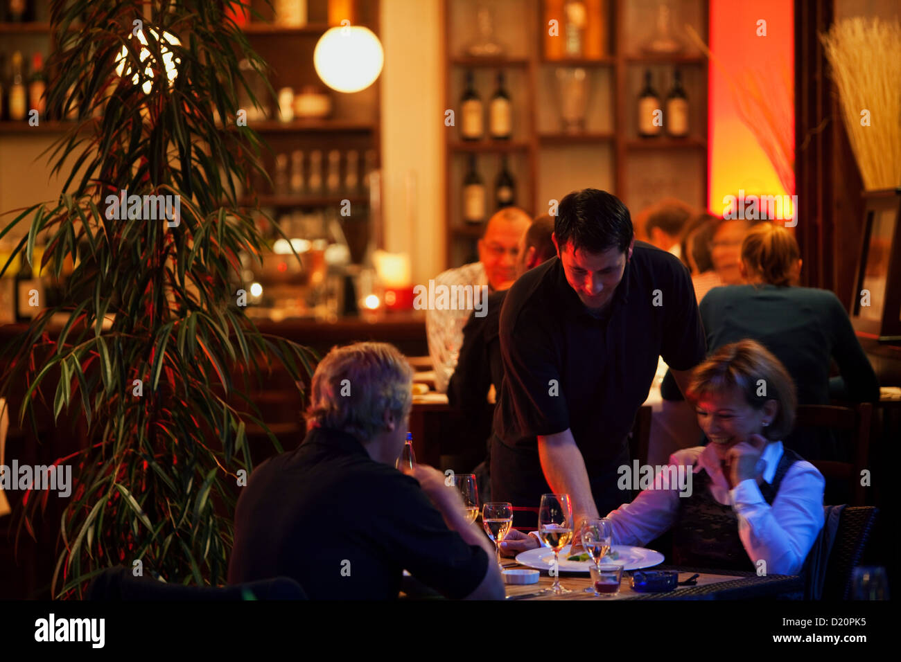 Ricasso hi-res stock photography and images - Alamy