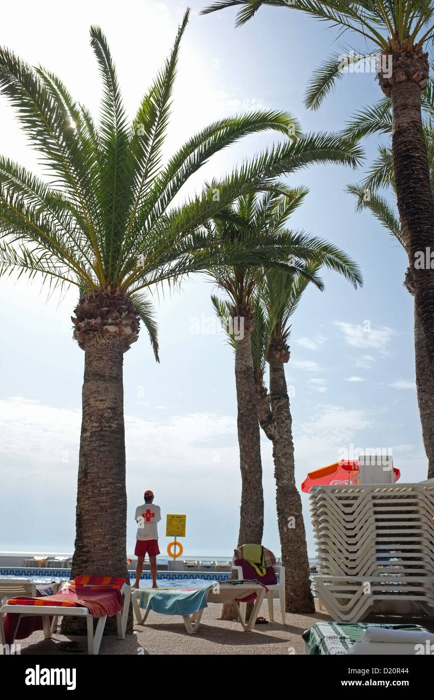 Hotel sun beds hi-res stock photography and images - Alamy