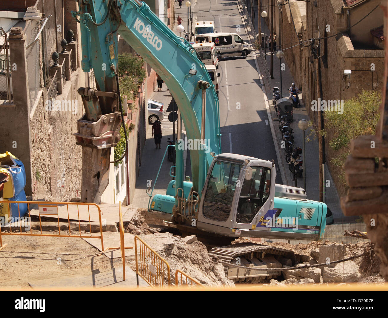 Kobelco excavator hi-res stock photography and images - Alamy