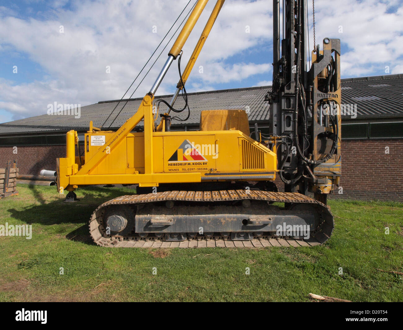 The KTW pile driving crane is a specialized machine used in ...