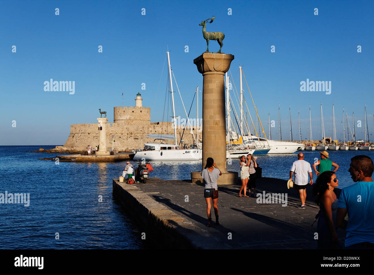 Port columns hi-res stock photography and images - Alamy