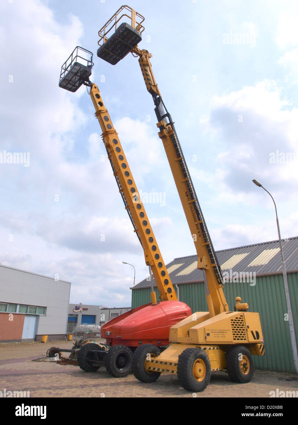 Mobile elevating work platform or mewp hi-res stock photography and ...