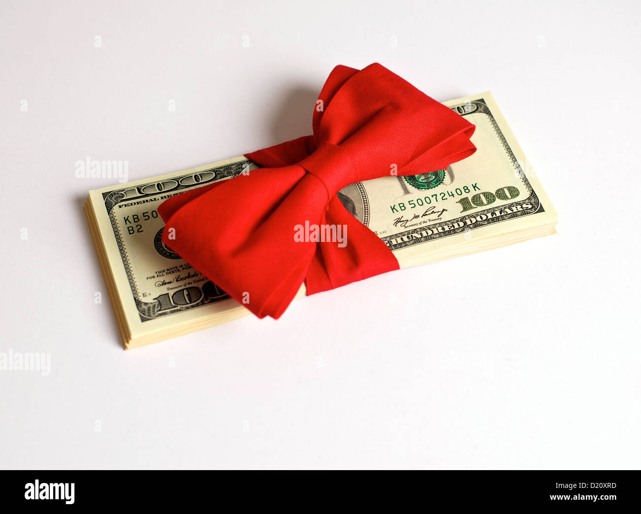 Red ribbon prize hi-res stock photography and images - Alamy