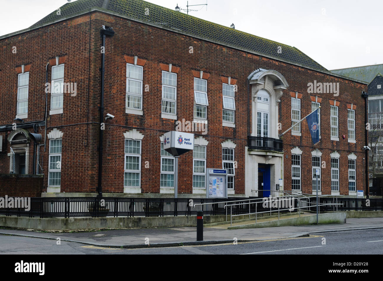 Kent police station hi-res stock photography and images - Alamy