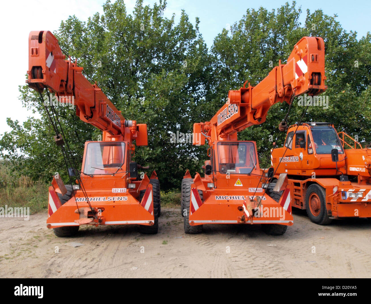 Galion crane hi-res stock photography and images - Alamy